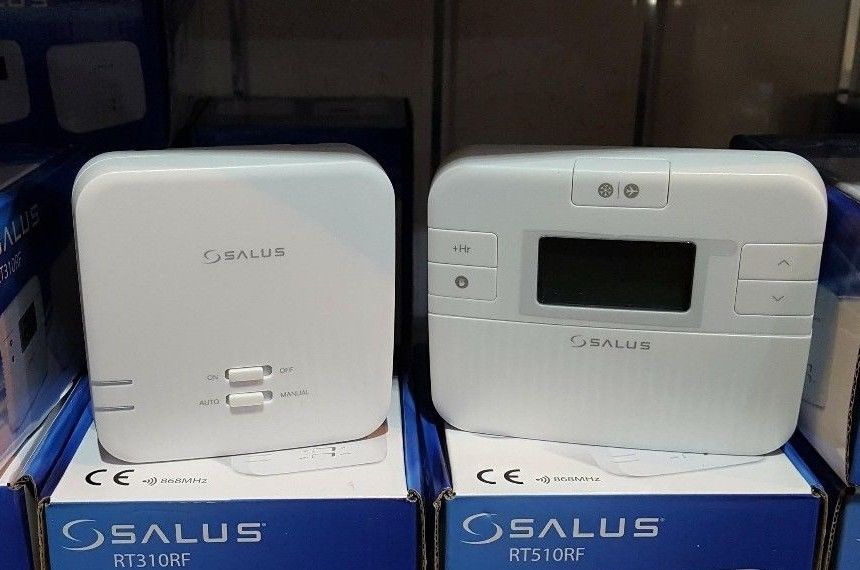 Salus RT510RF Digital Room Thermostat Replaces rt500rf — UK-Plastics